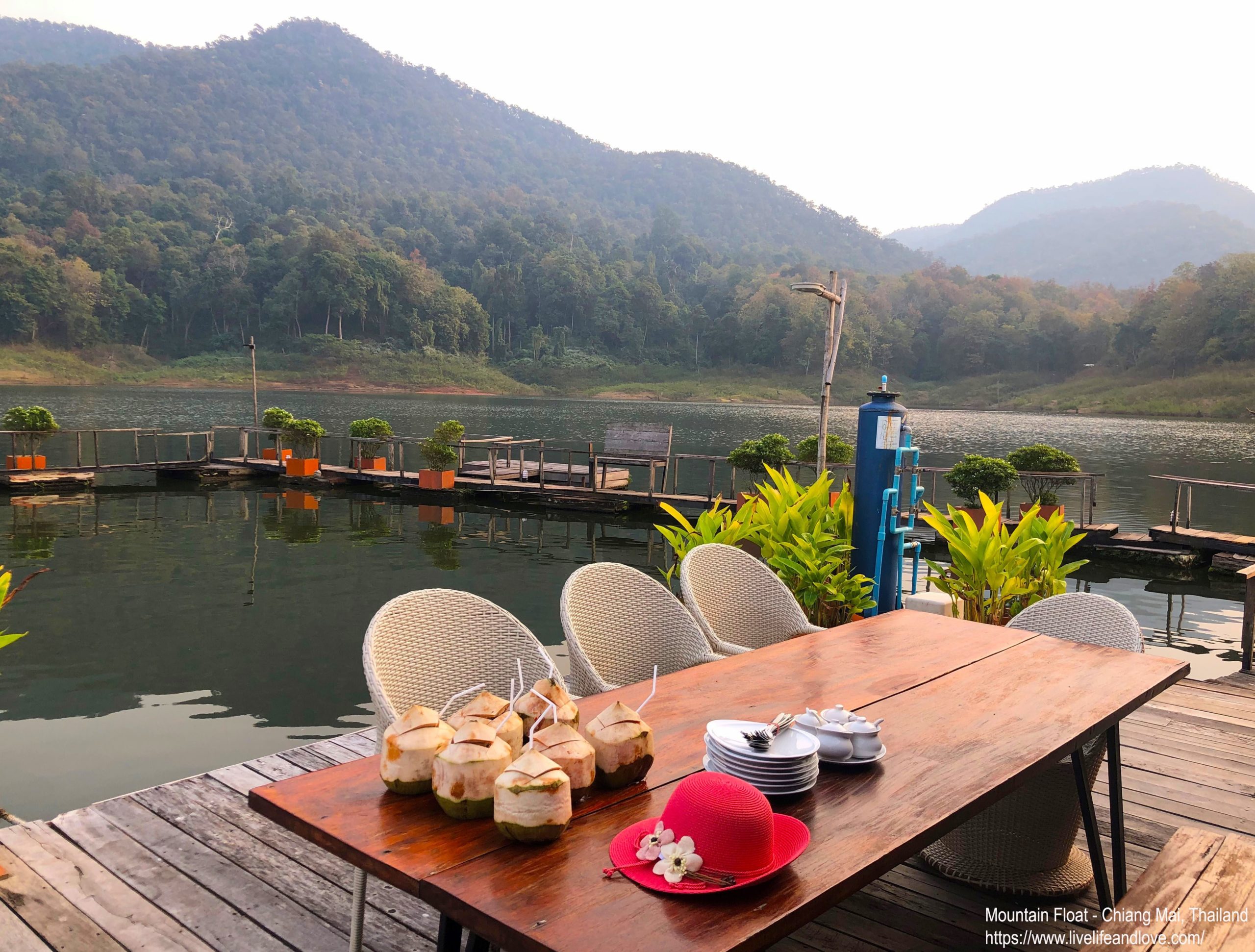 Mountain Float-Chiang Mai | Live Life and Love
