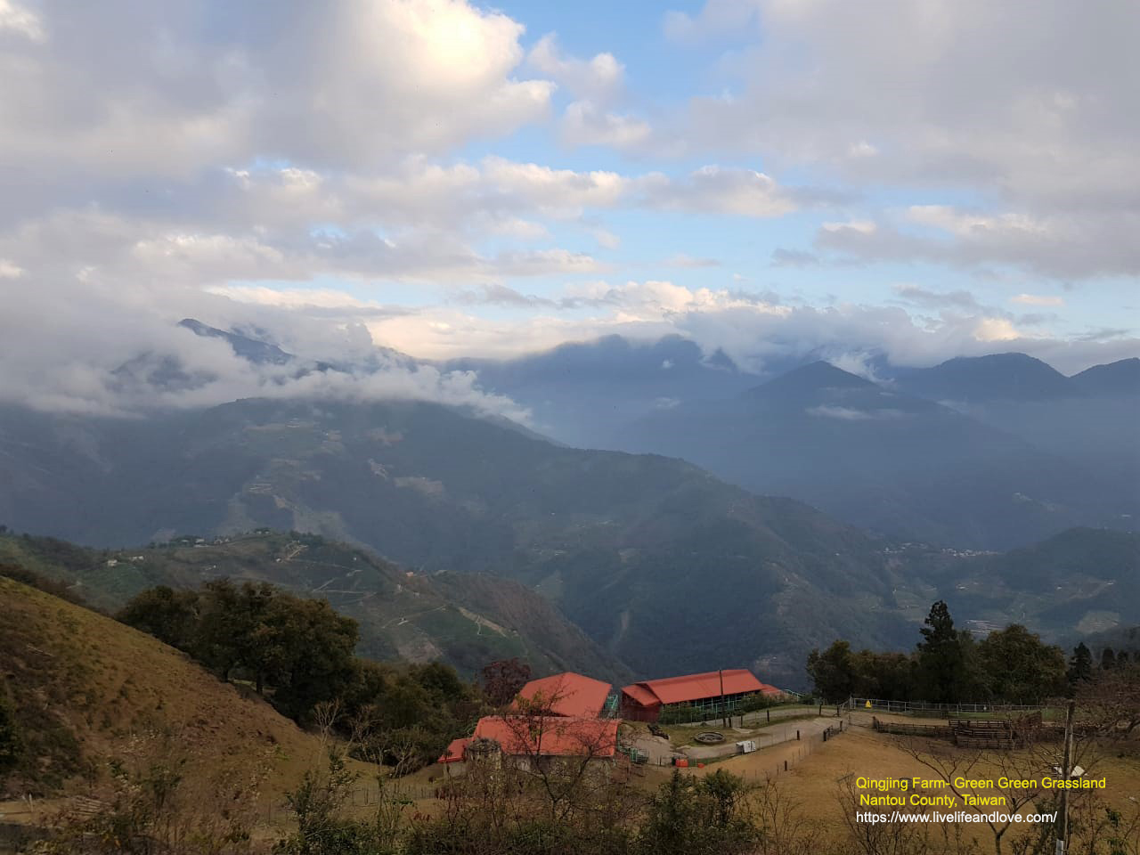 Qingjing Farm-Green Green Grassland | Live Life and Love