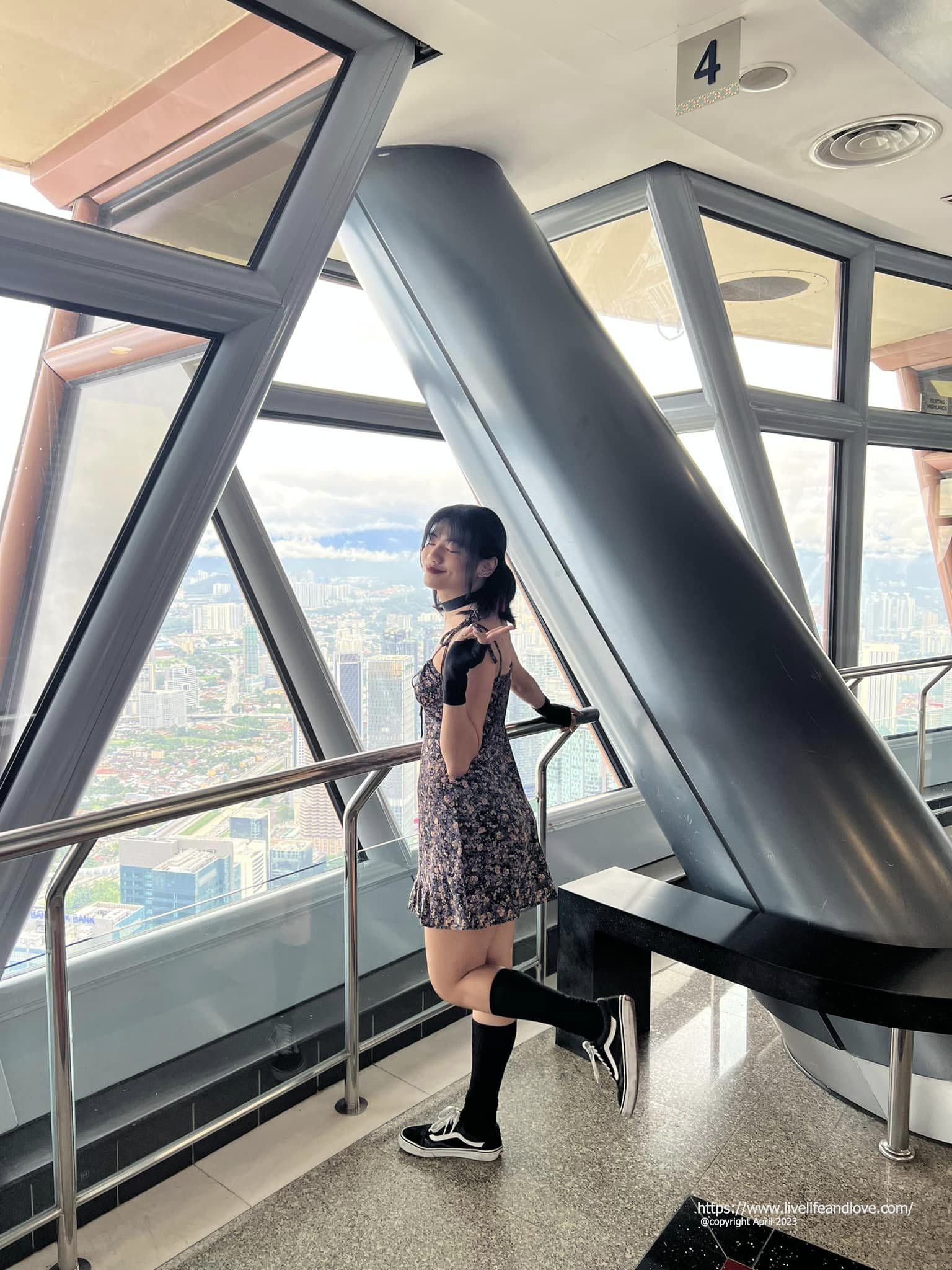 Petronas Twin Towers (KLCC) | Live Life and Love